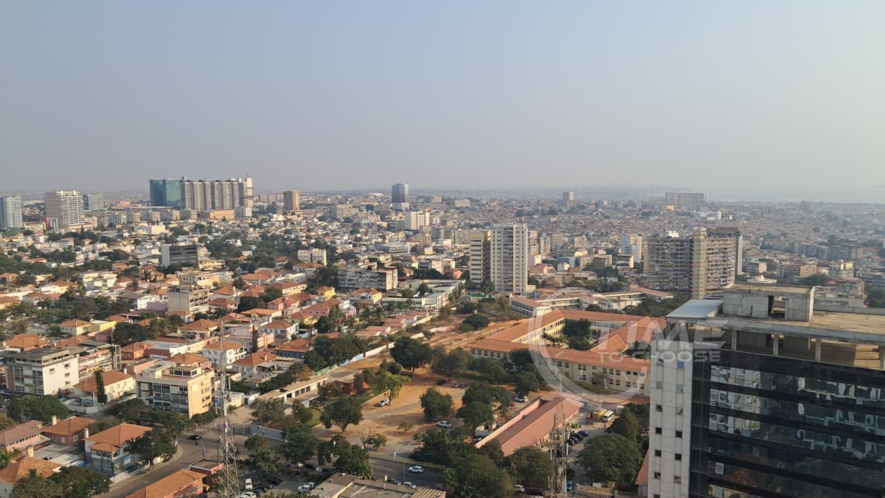 Escritórios Torres Oceano - Imobiliaria em Angola | Time to Choose
